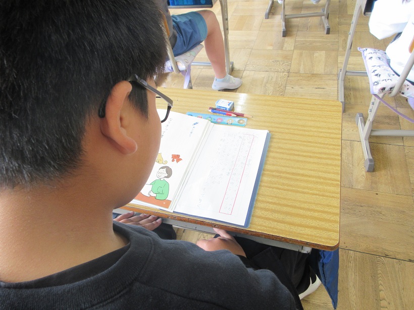 070426 4年国語「なりきって書こう」 | 市原市ウェブサイト